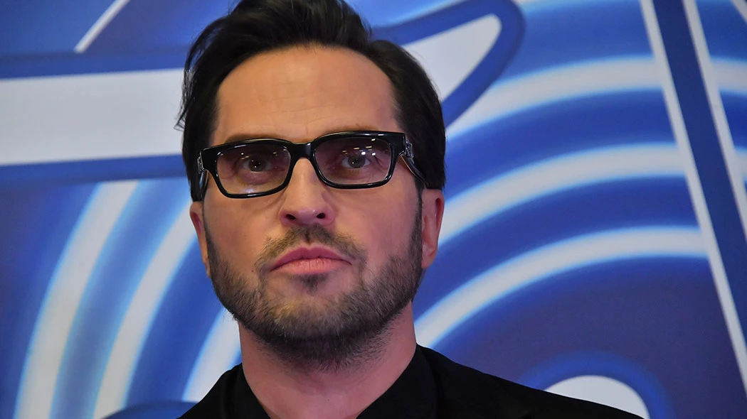 Продюсер Юрий Бардаш заявил, что артист Александр Ревва ведет себя ...