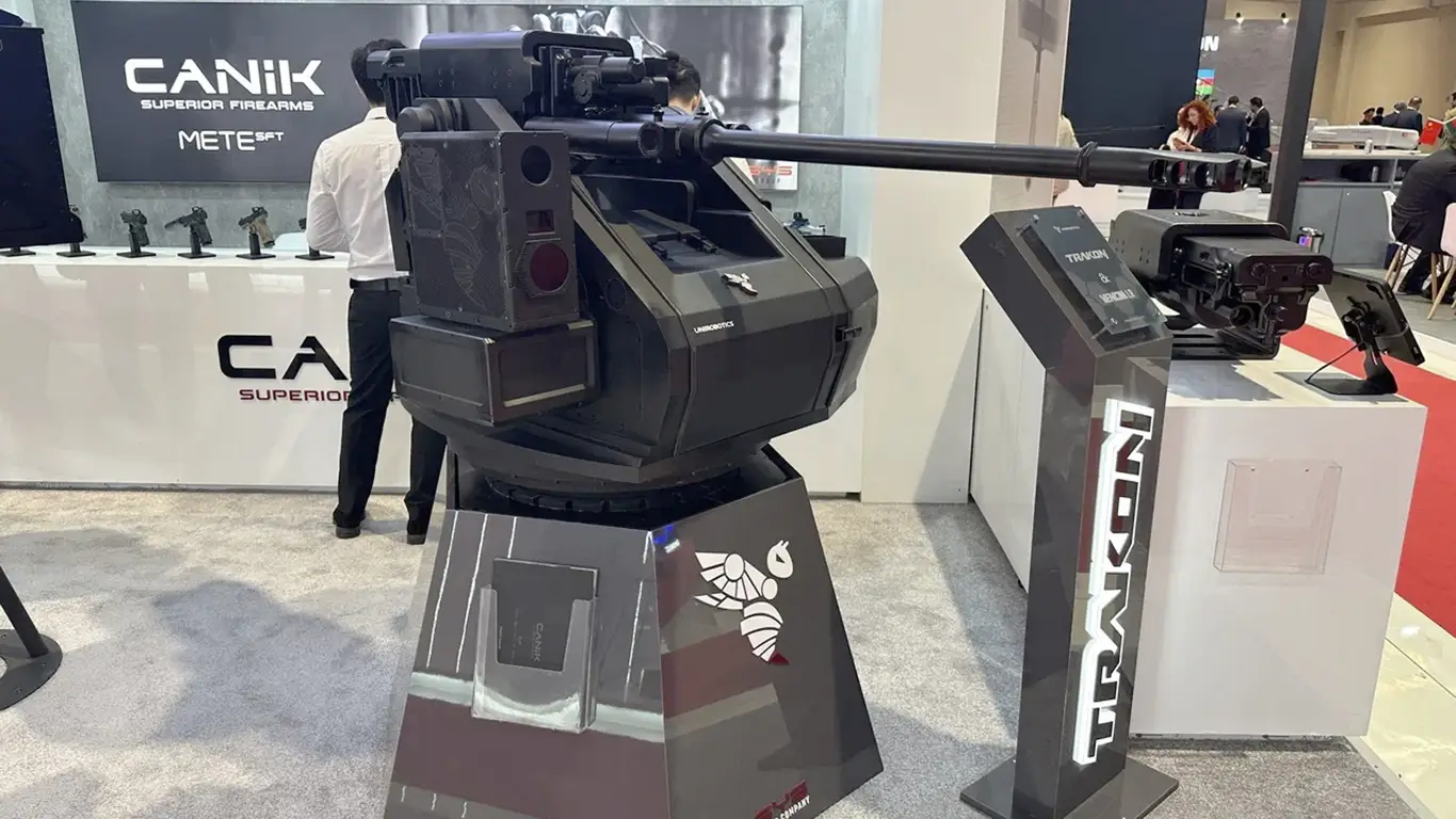 На ADEX 2024 турецкая Unirobotics показала модуль TRAKON с пушкой VENOM LR
