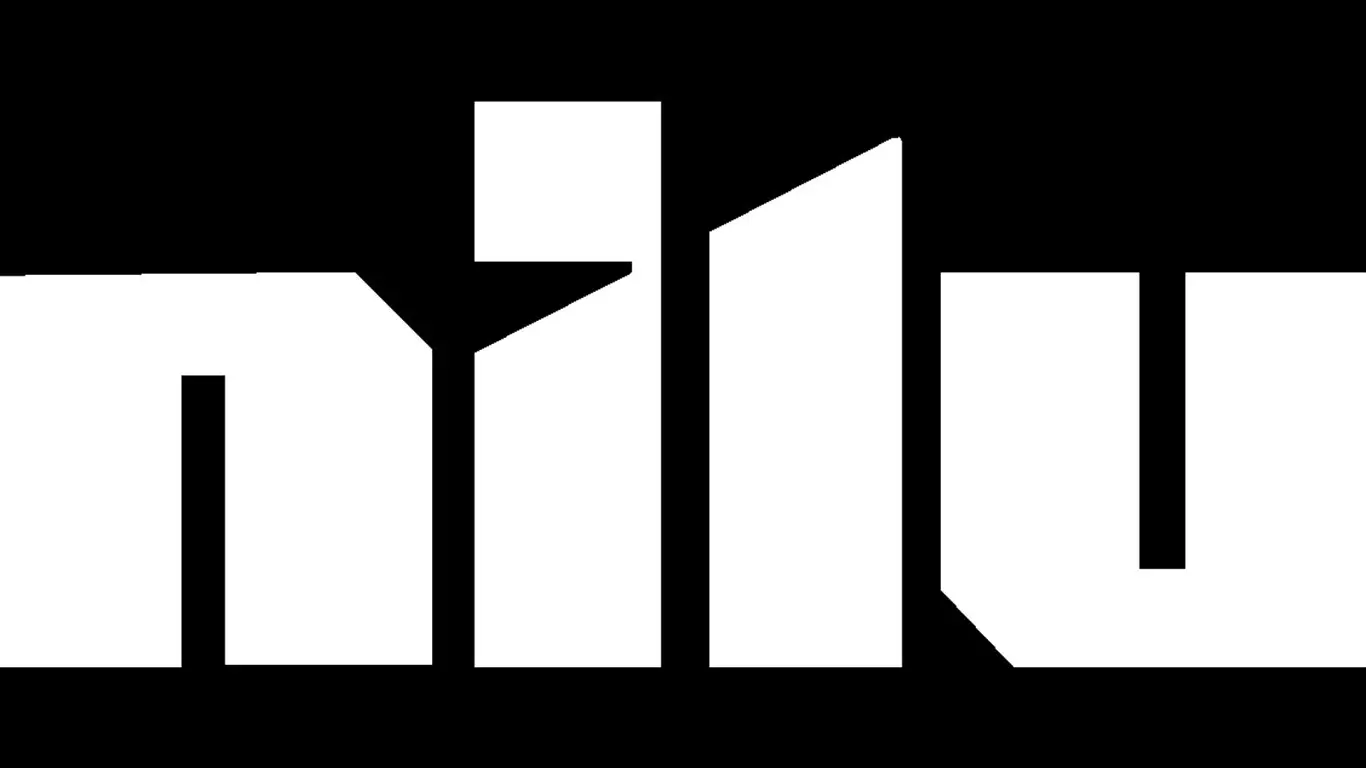 Новый гиперкар Nilu27 собираются предложен без больших экранов и с V12