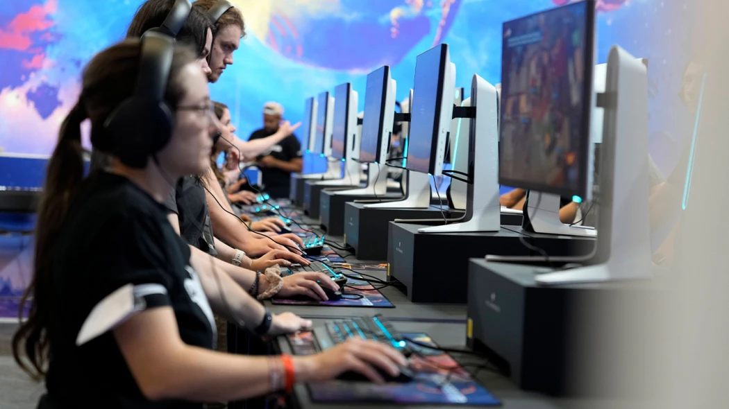 Отечественный разработчик выпустил игру в стиле киберпанк Hackerman 1977