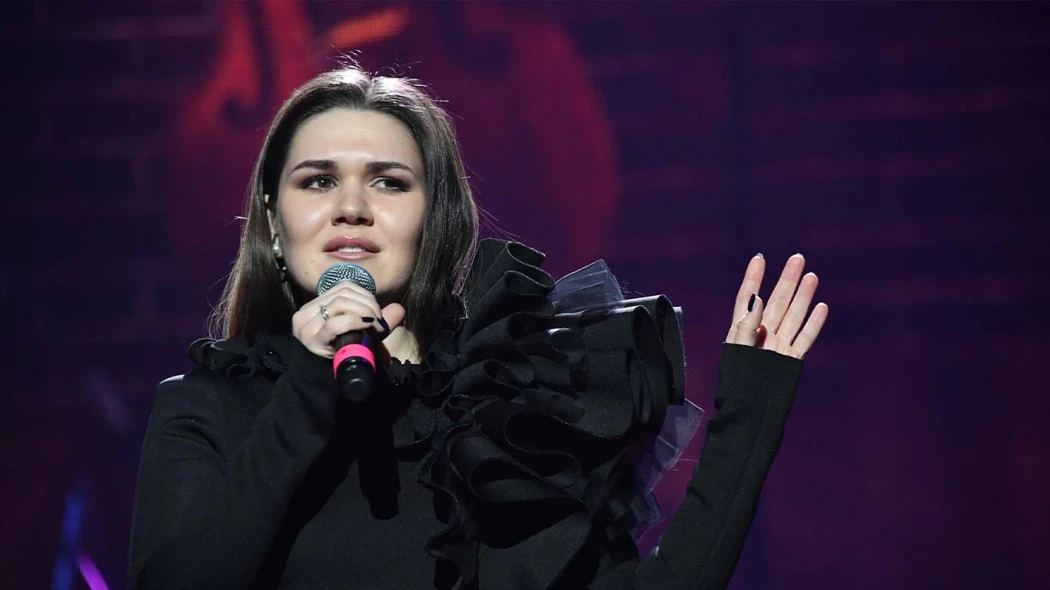 Победительница «Голоса» Дина Гарипова призналась, как ей удается ...