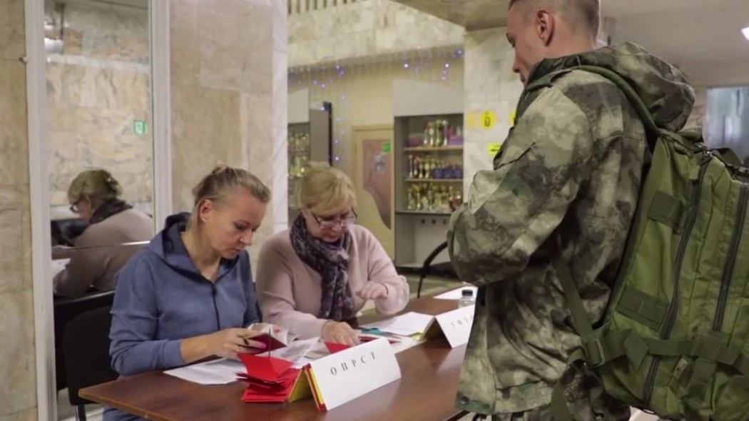 Депутат Гурулев: формирование новых частей из мобилизованных займет не ...