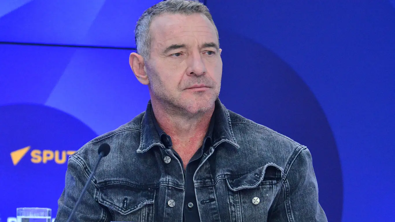 Максим Дрозд отправил сына служить