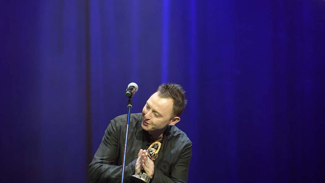 В центре Екатеринбурга стартовали съемки фильма «Сломя голову» с Ромой ...