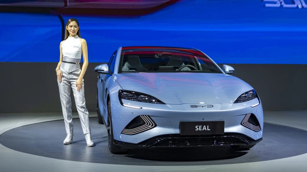 В Китае представили конкурента Tesla Model 3 и BYD Seal